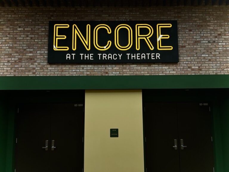About The Tracy